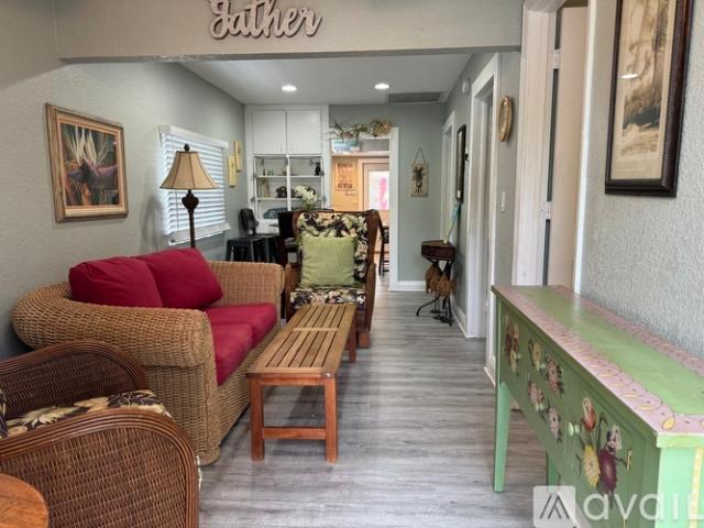 3 BR, 1 BA Apartment 206 South C Street, Lake Worth Beach, FL 33460
