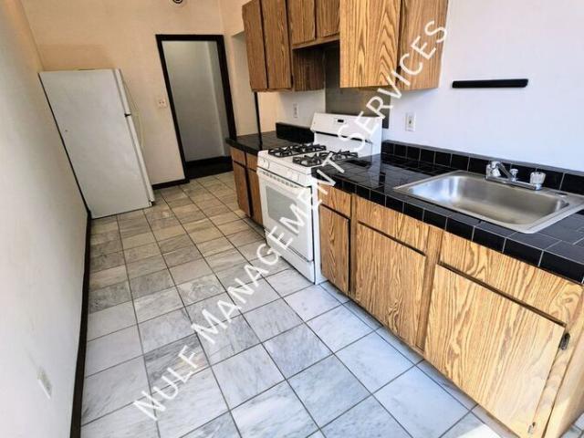3 BR, 1 BA Apartment 209 44th Street, Pittsburgh, PA 15201