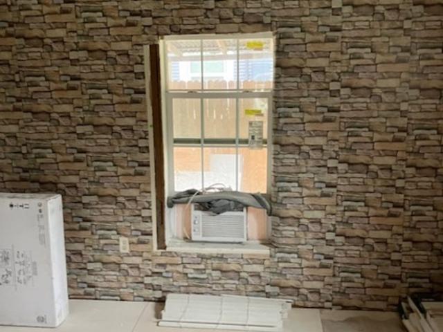 3 BR, 1 BA Apartment 213 Clarence St, Dayton, TX 77535