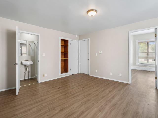 3 BR, 1 BA Apartment 2110 College Street Unit Apt 2, Cedar Falls, IA 50613