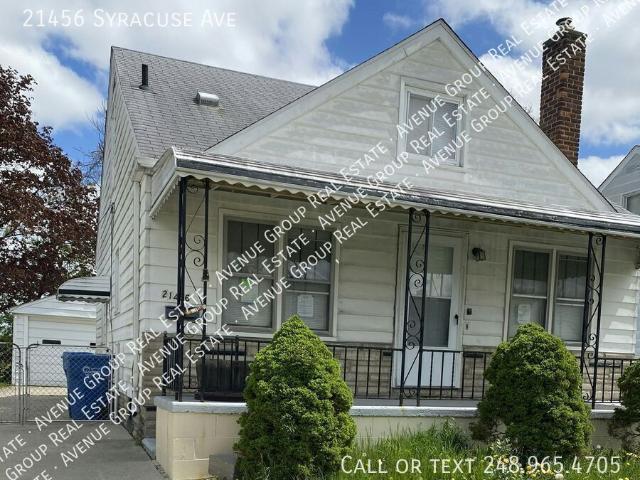 3 BR, 1 BA Apartment 21456 Syracuse Ave, Warren, MI 48091