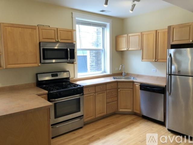 3 BR, 1 BA Apartment 2180 W Giddings St, Unit 3S, Chicago, IL 60625