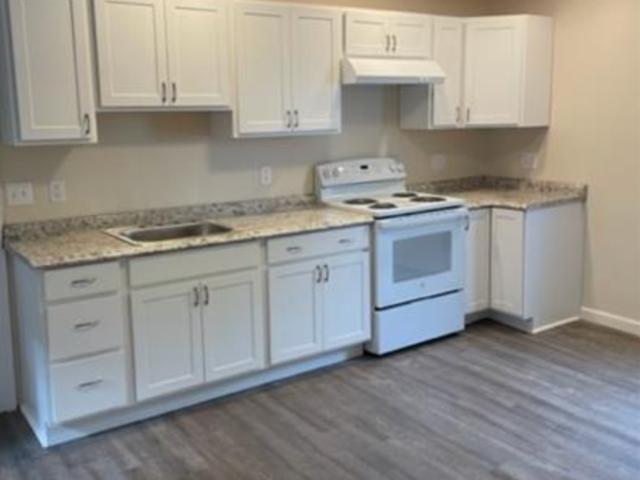 3 BR, 1 BA Apartment 21 Cross Street, Keene, NH 3431