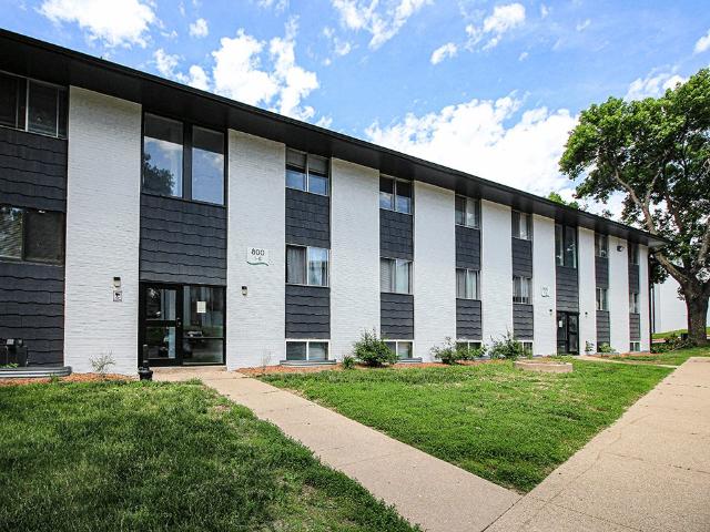 3 BR, 1 BA Apartment 2201 Gibson Street Unit 511, Sioux City, IA 51106