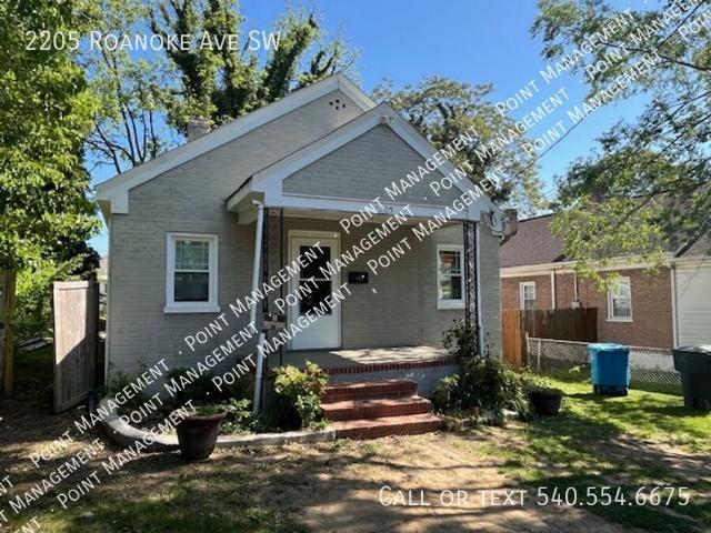 3 BR, 1 BA Apartment 2205 Roanoke Ave SW, Roanoke, VA 24015