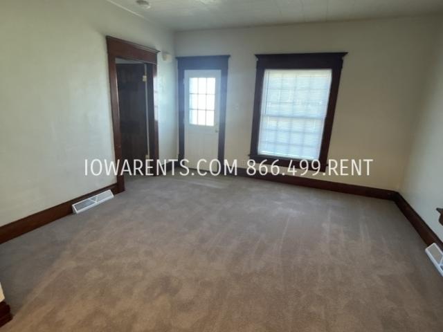 3 BR, 1 BA Apartment 220 NW 4th, Ogden, IA 50212
