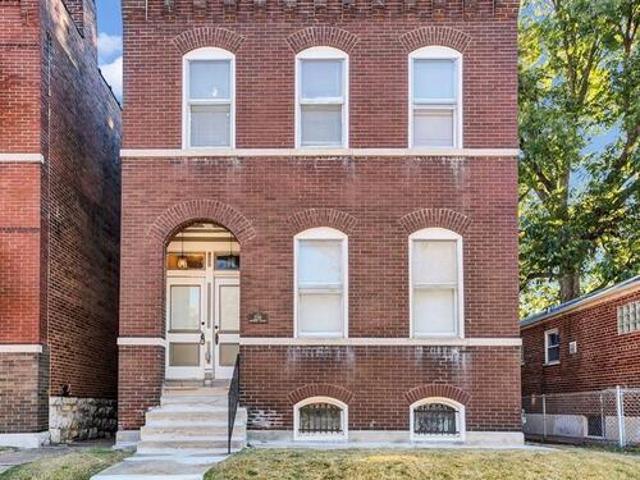 3 BR, 1 BA Apartment 2218 Missouri Ave, Unit 2F, St. Louis, MO 63104
