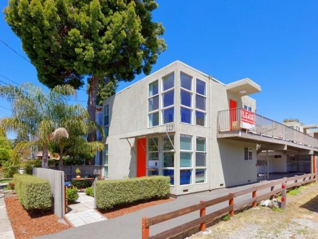 3 BR, 1 BA Apartment 2231 Ward St, Berkeley, CA 94705