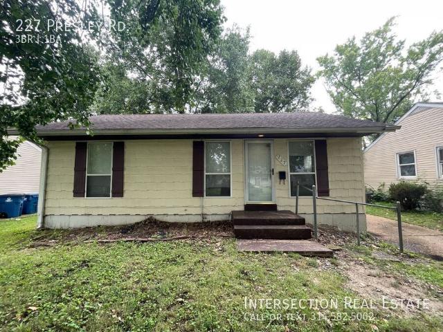 3 BR, 1 BA Apartment 227 Presley Rd St. Louis, MO 63137