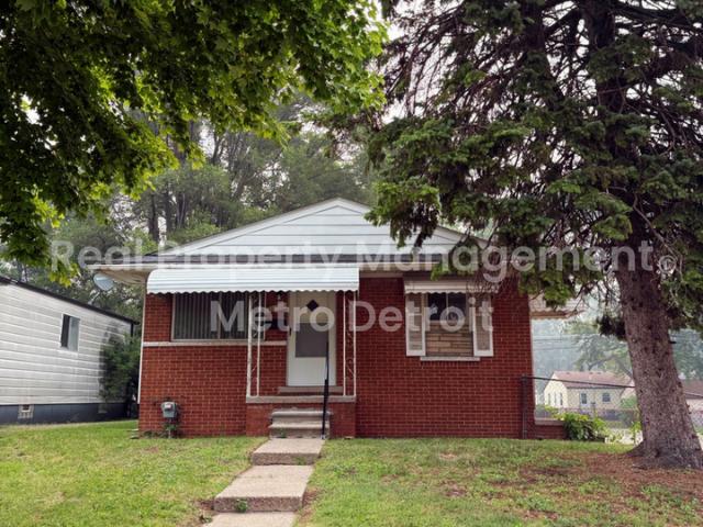 3 BR, 1 BA Apartment 22706 Hillock, Warren, MI 48089