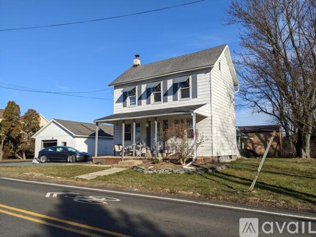 3 BR, 1 BA Apartment 2286 Old York Rd, Bordentown, NJ 08505