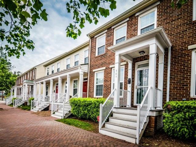 3 BR, 1 BA Apartment 2301 Jefferson Ave Richmond, VA 23223