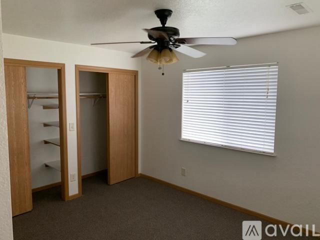 3 BR, 1 BA Apartment 230 N 3rd St, Unit A, La Crescent, MN 55947