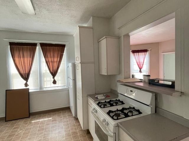3 BR, 1 BA Apartment 231 Ashworth Place, Unit Fl 1, Syracuse, NY 13210