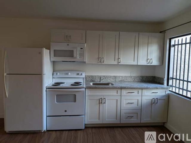 3 BR, 1 BA Apartment 3420 Hinahina Street, Unit Front, Honolulu, HI 96816