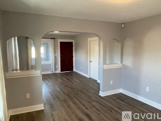 3 BR, 1 BA Apartment 3477 Paxton Avenue, Unit 3477Paxton, Oakland, CA 94601