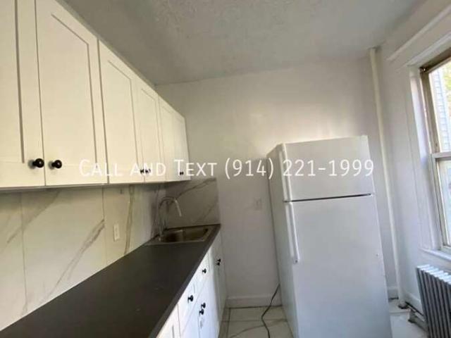 3 BR, 1 BA Apartment 34 Van Cortland Park Ave, Yonkers, NY 10701