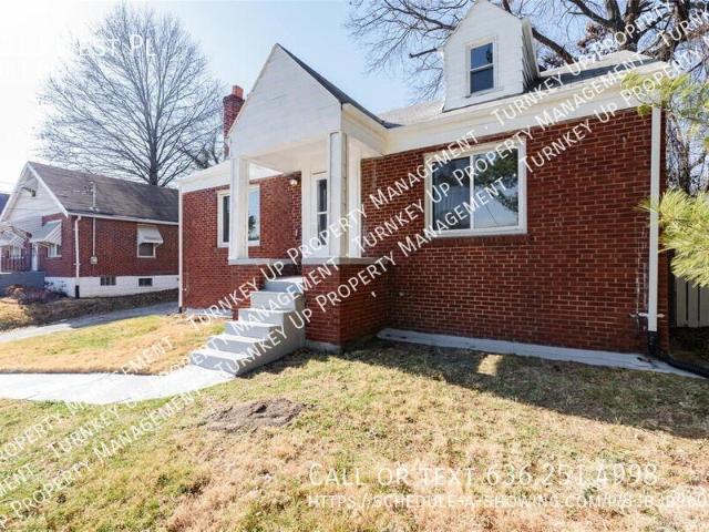 3 BR, 1 BA Apartment 3513 West Pl, St Louis, MO 63121