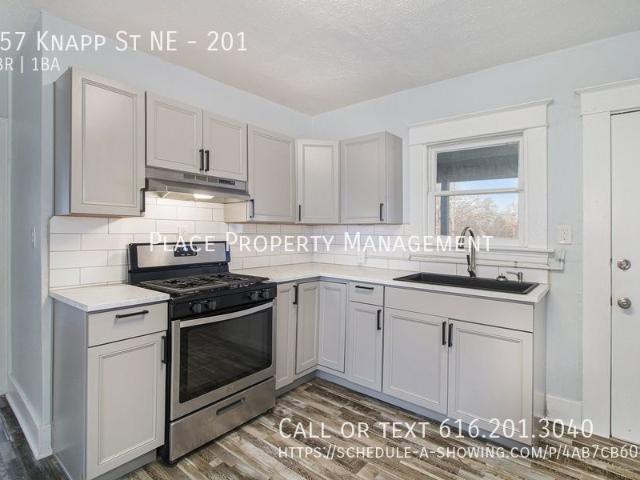 3 BR, 1 BA Apartment 357 Knapp St NE, Grand Rapids, MI 49505