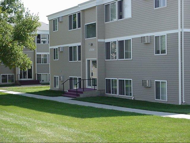 3 BR, 1 BA Apartment 3601 S. Marion Rd Sioux Falls, SD 57106