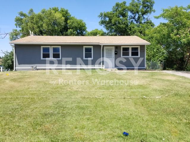 3 BR, 1 BA Apartment 3736 Cypress Ave, Kansas City, MO 64128
