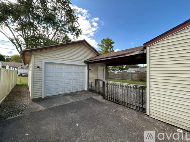 3 BR, 1 BA Apartment 375 Ely Street, Washington Court House, OH 43160