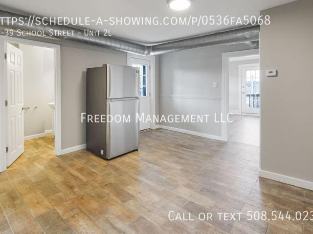 3 BR, 1 BA Apartment 37 39 School Street, Southbridge, MA 01550