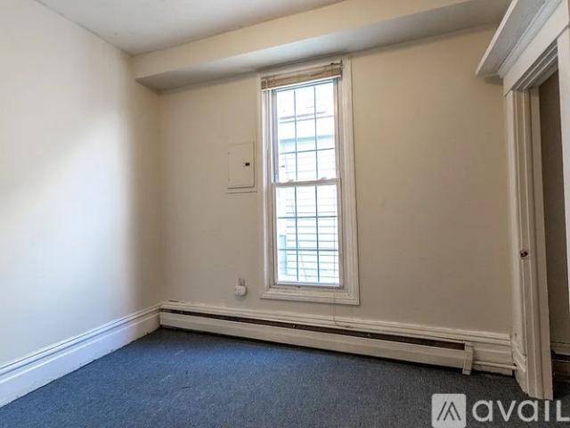 3 BR, 1 BA Apartment 381 Forest Avenue, Unit C, Morgantown, WV 26505