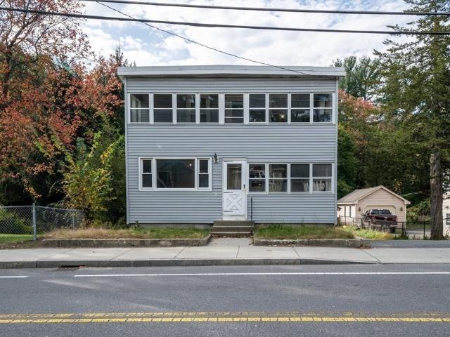 3 BR, 1 BA Apartment 389 Mechanic St, Leominster, MA 01453