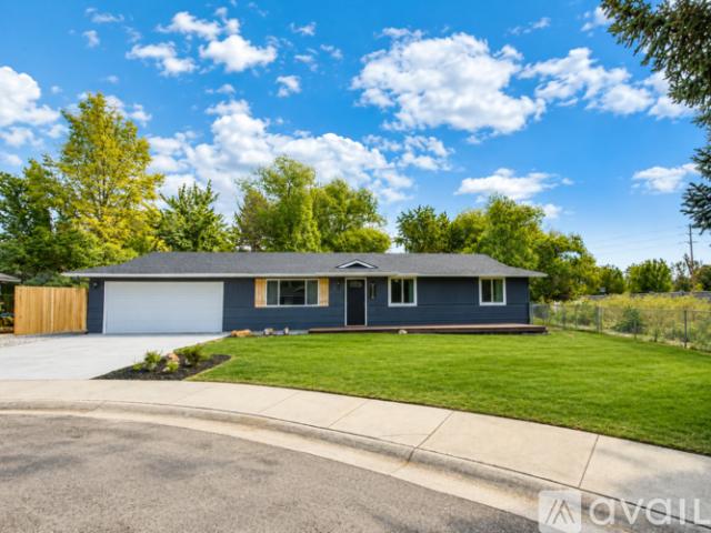 3 BR, 1 BA Apartment 394 South Harlan Place, Eagle, ID 83616