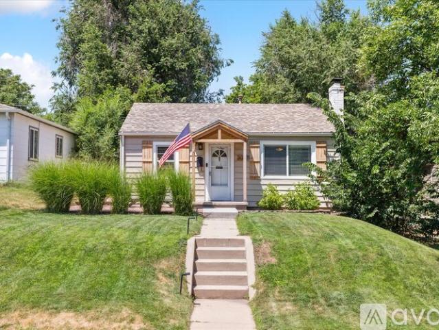 3 BR, 1 BA Apartment 3027 South Pennsylvania Street, Englewood, CO 80113