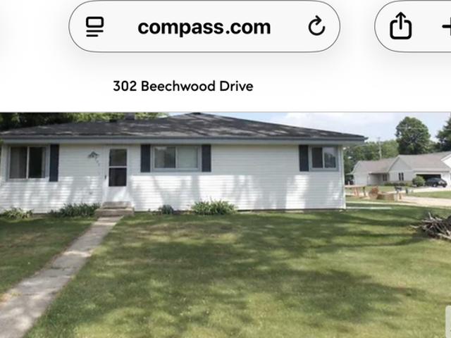 3 BR, 1 BA Apartment 302 Beechwood Dr, Unit 1, Janesville, WI 53548