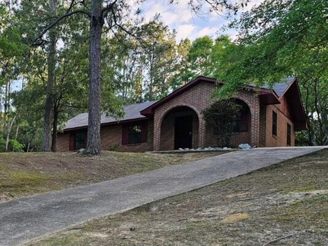 3 BR, 1 BA Apartment 304 Lennard Avenue, Tuskegee, AL 36083