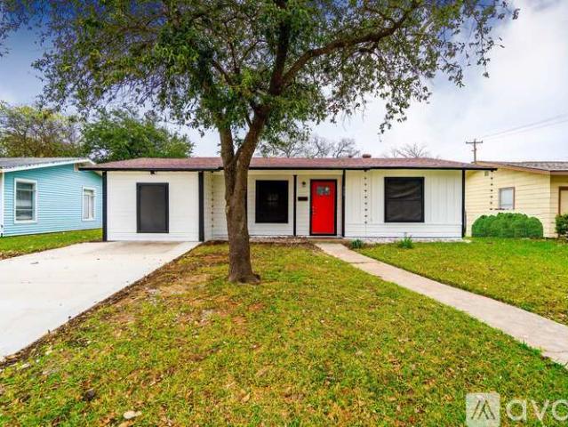 3 BR, 1 BA Apartment 305 Laurelwood Drive, San Antonio, TX 78213