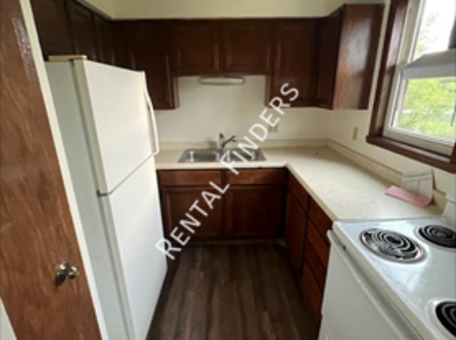 3 BR, 1 BA Apartment 30 Donohue Ct Fond du Lac, WI 54935