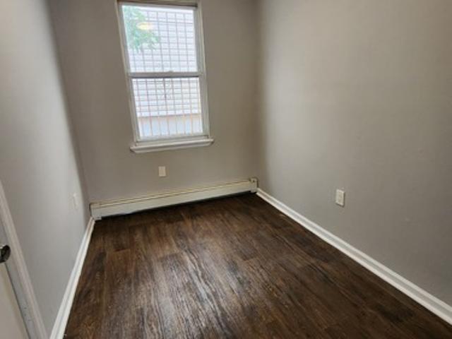 3 BR, 1 BA Apartment 313 Court St, Unit 1R, Elizabeth, NJ 07206