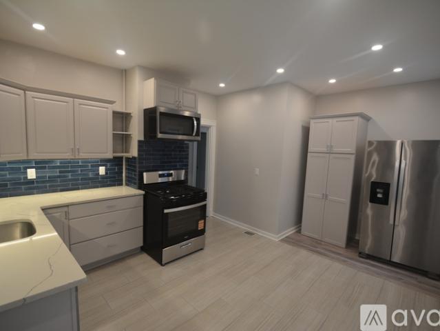 3 BR, 1 BA Apartment 31 Claybourne St, Unit 1, Boston, MA 02124