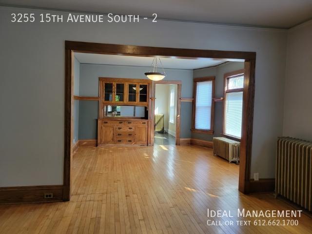 3 BR, 1 BA Apartment 3255 15th Avenue South, Minneapolis, MN 55407