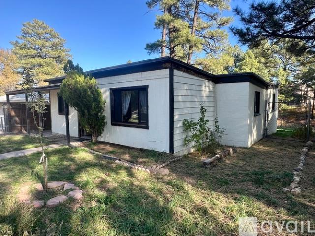 3 BR, 1 BA Apartment 325 South Paseo Del Flag, Flagstaff, AZ 86001