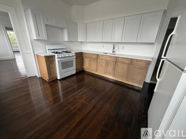 3 BR, 1 BA Apartment 32 Geneva St, Unit 3, Elizabeth, NJ 07206