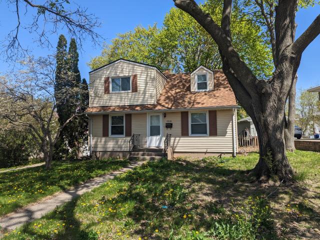 3 BR, 1 BA Apartment 3318 Carolina Ave, Rockford, IL 61108