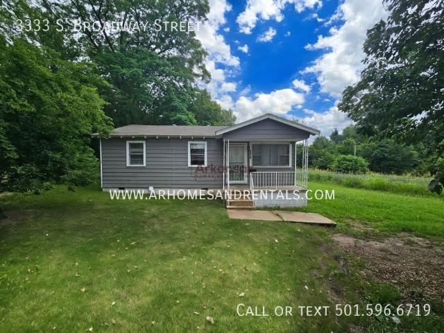 3 BR, 1 BA Apartment 3333 S. Broadway Street, Little Rock, AR 72206