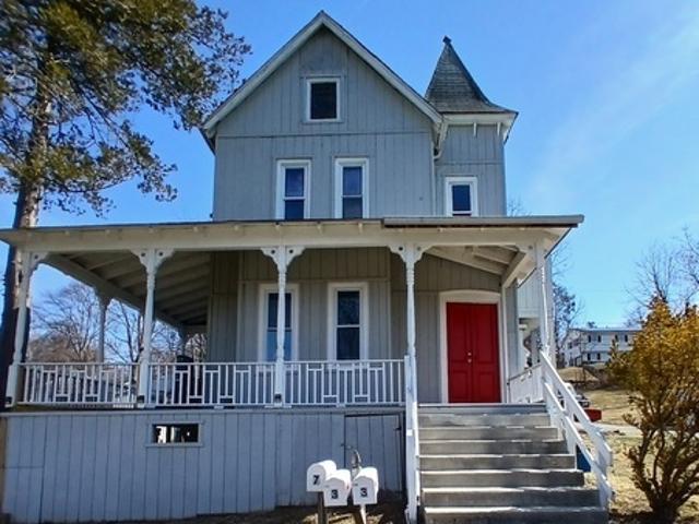 3 BR, 1 BA Apartment 3 Vermont Avenue, Unit 2F, Congers, NY 10920