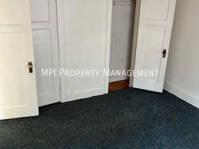 3 BR, 1 BA Apartment 4401 N 25TH STREET, MILWAUKEE, WI 53209