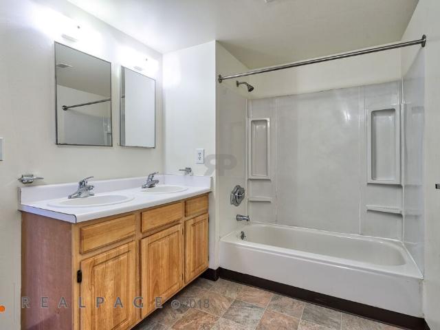 3 BR, 1 BA Apartment 4435 Parrish St Unit C 4445 203, Philadelphia, PA 19104
