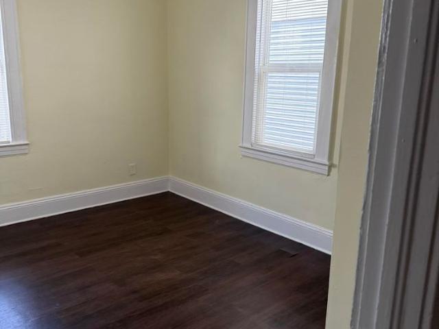 3 BR, 1 BA Apartment 449 3rd Ave, Elizabeth, NJ 7206