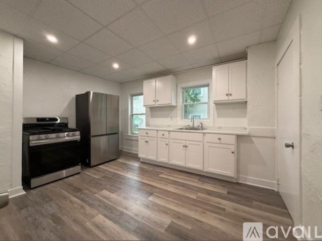 3 BR, 1 BA Apartment 44 Auburn St, Unit 2, Brockton, MA 02302