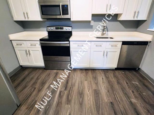 3 BR, 1 BA Apartment 451 Idlewood Road, Pittsburgh, PA 15235