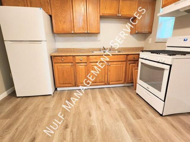 3 BR, 1 BA Apartment 459 Idlewood Road, Pittsburgh, PA 15235