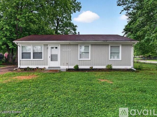 3 BR, 1 BA Apartment 4600 Shasta Trail, Louisville, KY 40213